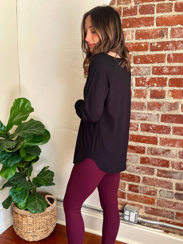 The-Jess-Knit-Top-in-Black-Staccato-2_600x.jpg?v=1665511767